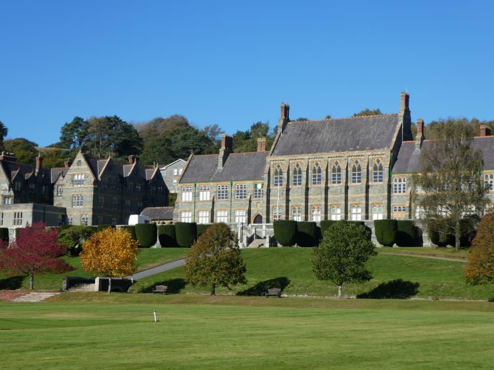 Mount Kelly College｜サマースクール｜International House London | 新しい時代の留学